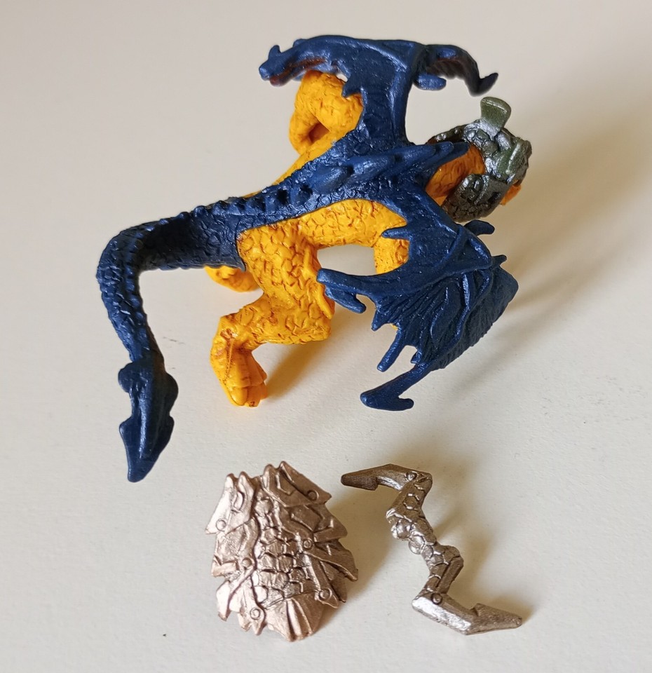 PREDASAURS DRAGON FIRE rare lot 8 COMPLETE figures Italy variants PVC ...