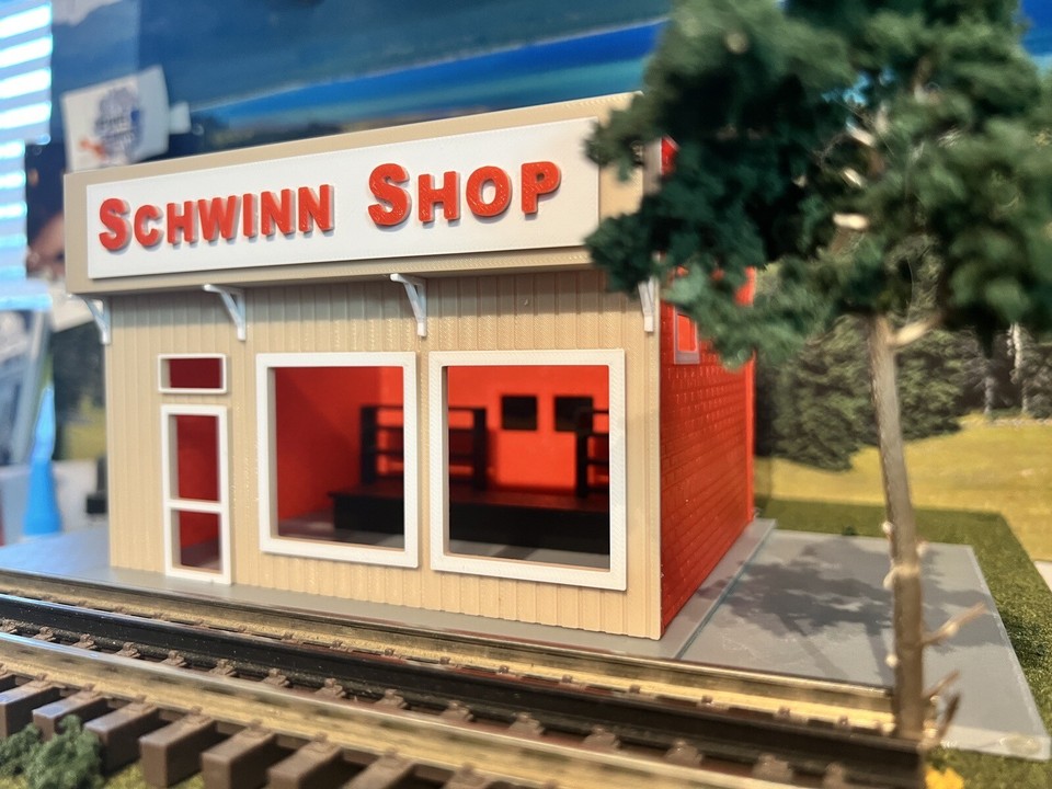 O Scale Schwinn Bike Shop 1:48 Storefront Model Building Diorama Kit ...
