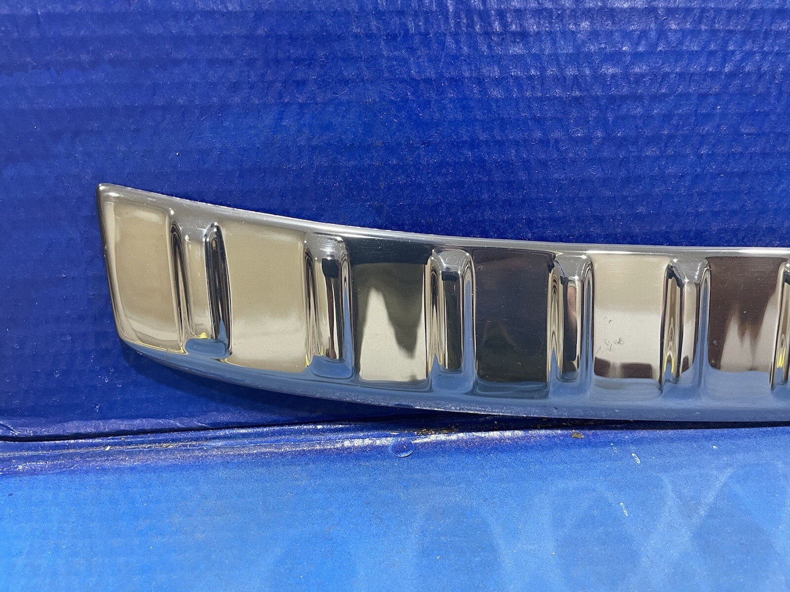 2019-2021 Volkswagen Jetta Rear Bumper Scuff Guard Chrome 17A.061.195.B ...