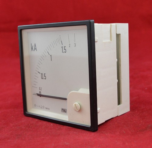 MeW Amperemeter 0-1,5 kA - 0 - 3 kA Amperemeter 96x96mm analog ...