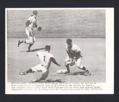 1953 Yankees BILLY MARTIN Caught Stealing WAYNE TERWILLIGER Vintage ...