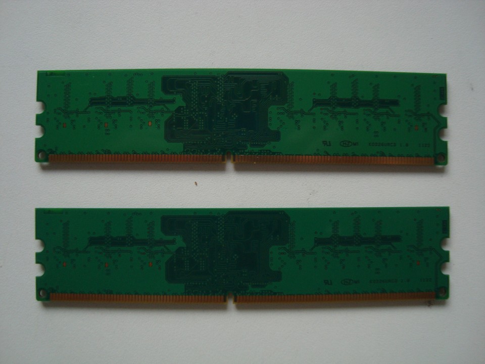 2GB Kit Crucial CT12864AA667.M8FH PC2-5300U 667MHz DDR2 Non-ECC Desktop ...