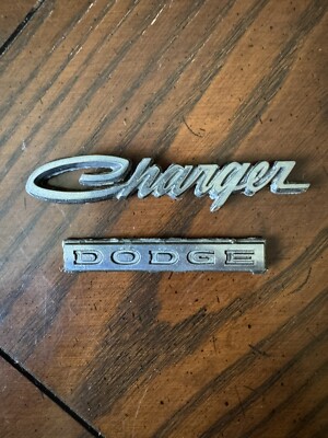 1972-1974 Dodge Charger chrome script emblem w DODGE deck lid emblems ...