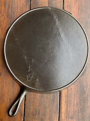 Chicago Hardware Foundry #14 Diamond Logo Cast Iron Skillet | eBay
