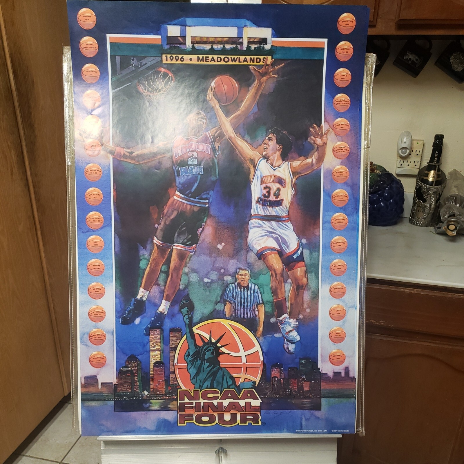 GALLERY LIQUIDATION Vintage 1996 Official NCAA Final Four Poster 24X36 ...