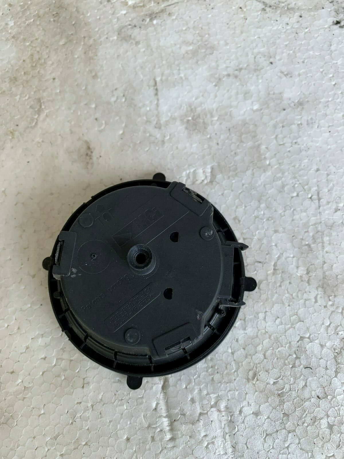 VW Golf Passat Touareg Tiguan Skoda Stellmotor Außenspiegel 1K0959578 ...