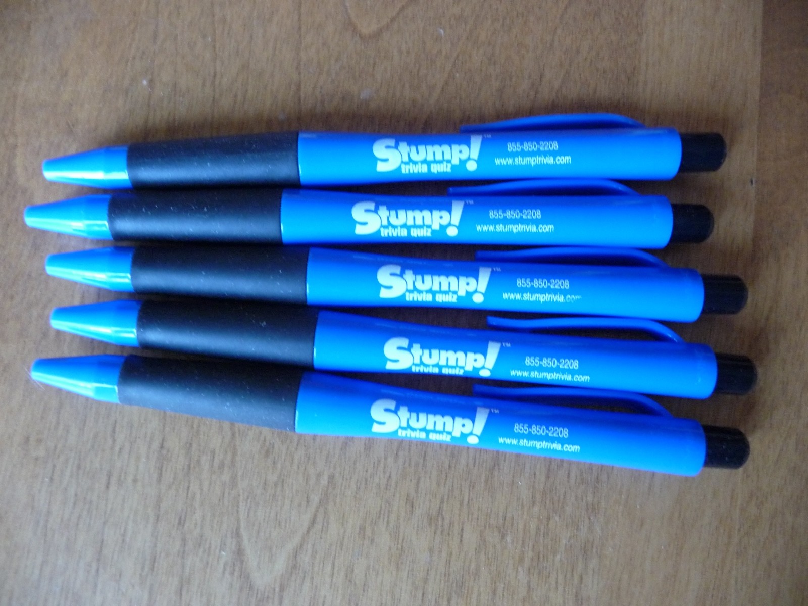 5 Stump Trivia Ergonomic Black Grip Blue Click Back Black Ink Ballpoint ...