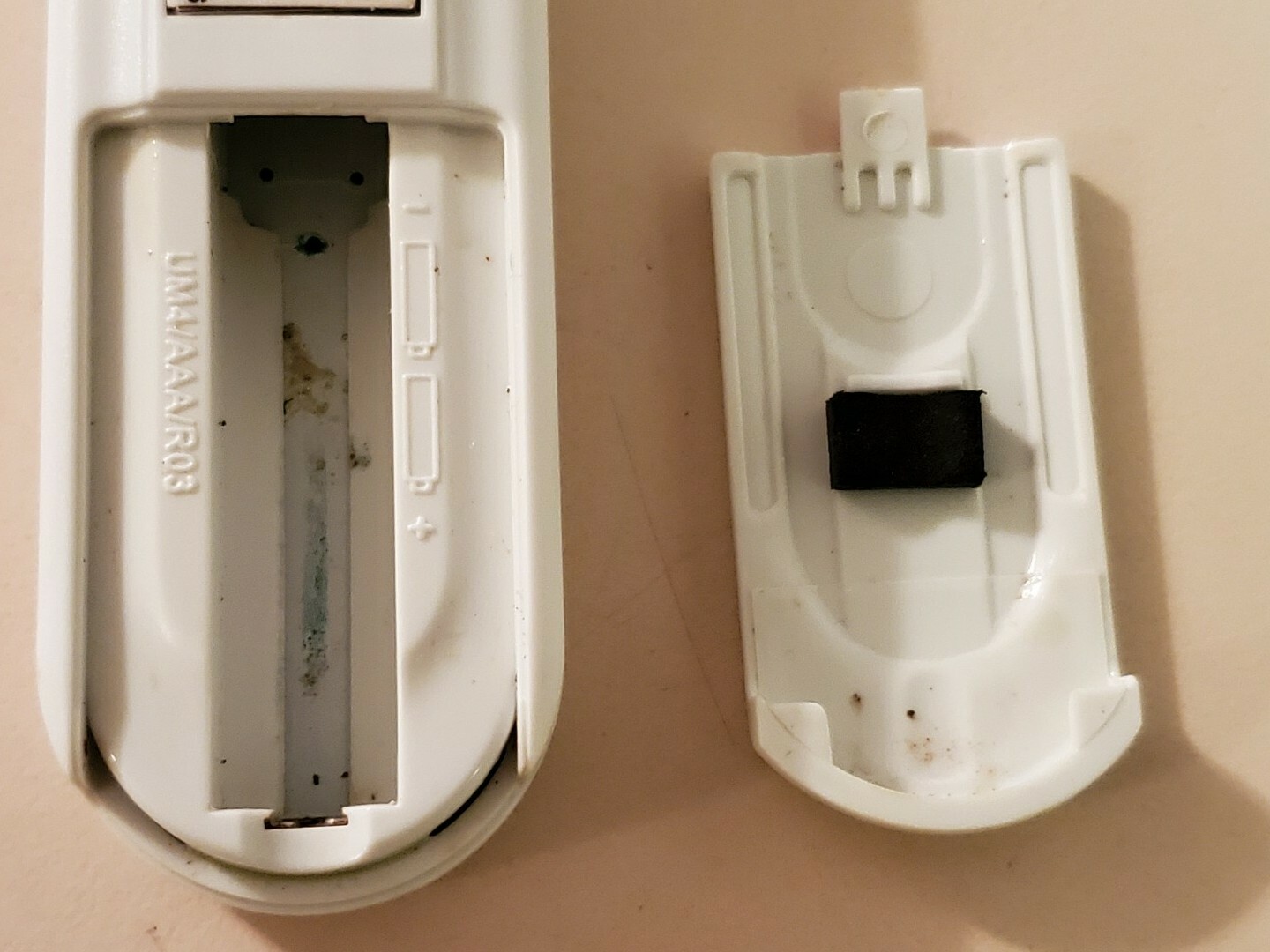 GE TV Remote Control UM4/AAA/R03. Tested works. | eBay