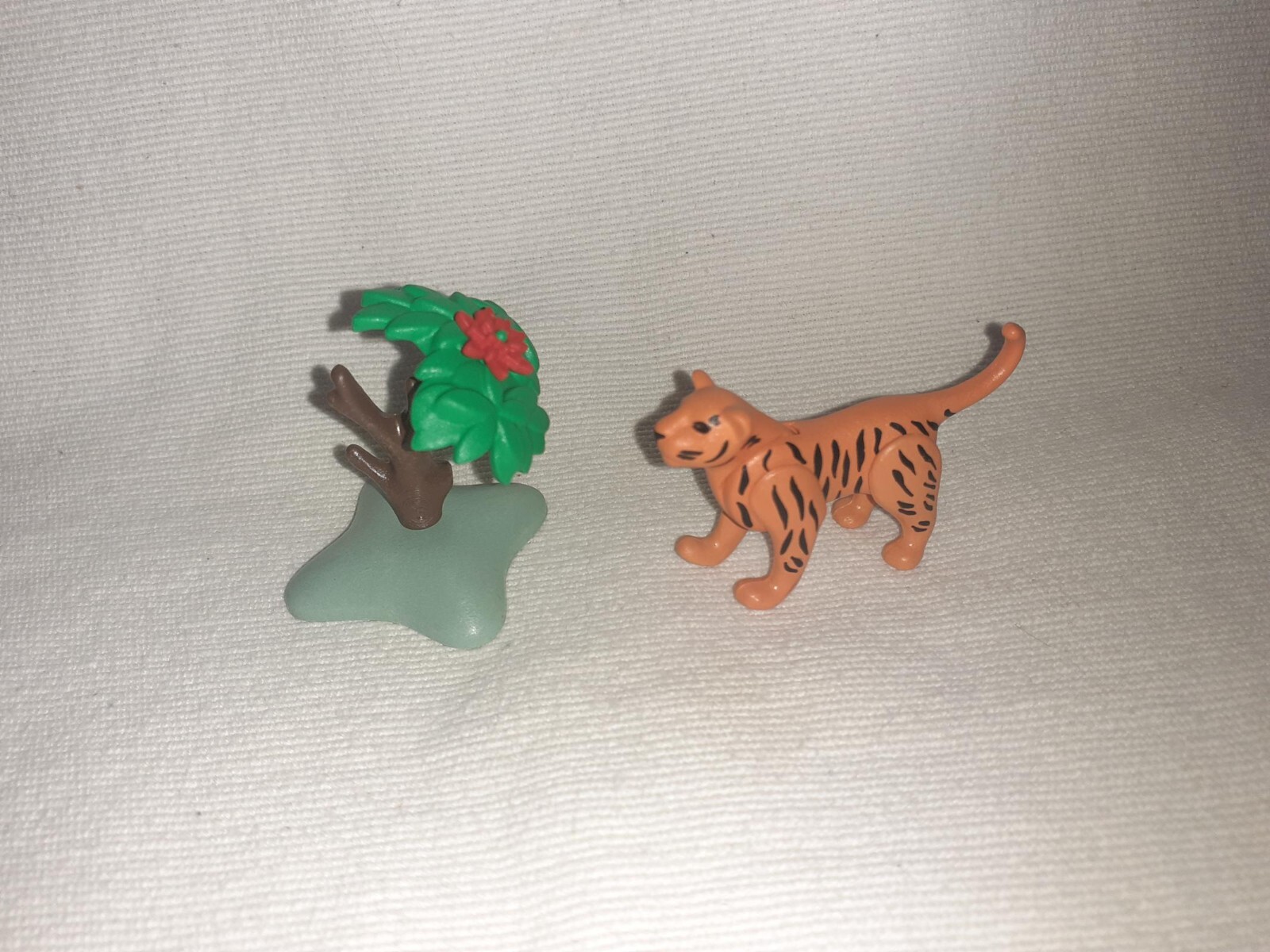 Playmobil Wiltopia Zoo Animals - Sustainable Wildlife - 27 different ...