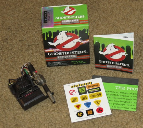 Ghostbusters Mini Proton Pack, Wand & Book Running Press Deluxe Mega ...