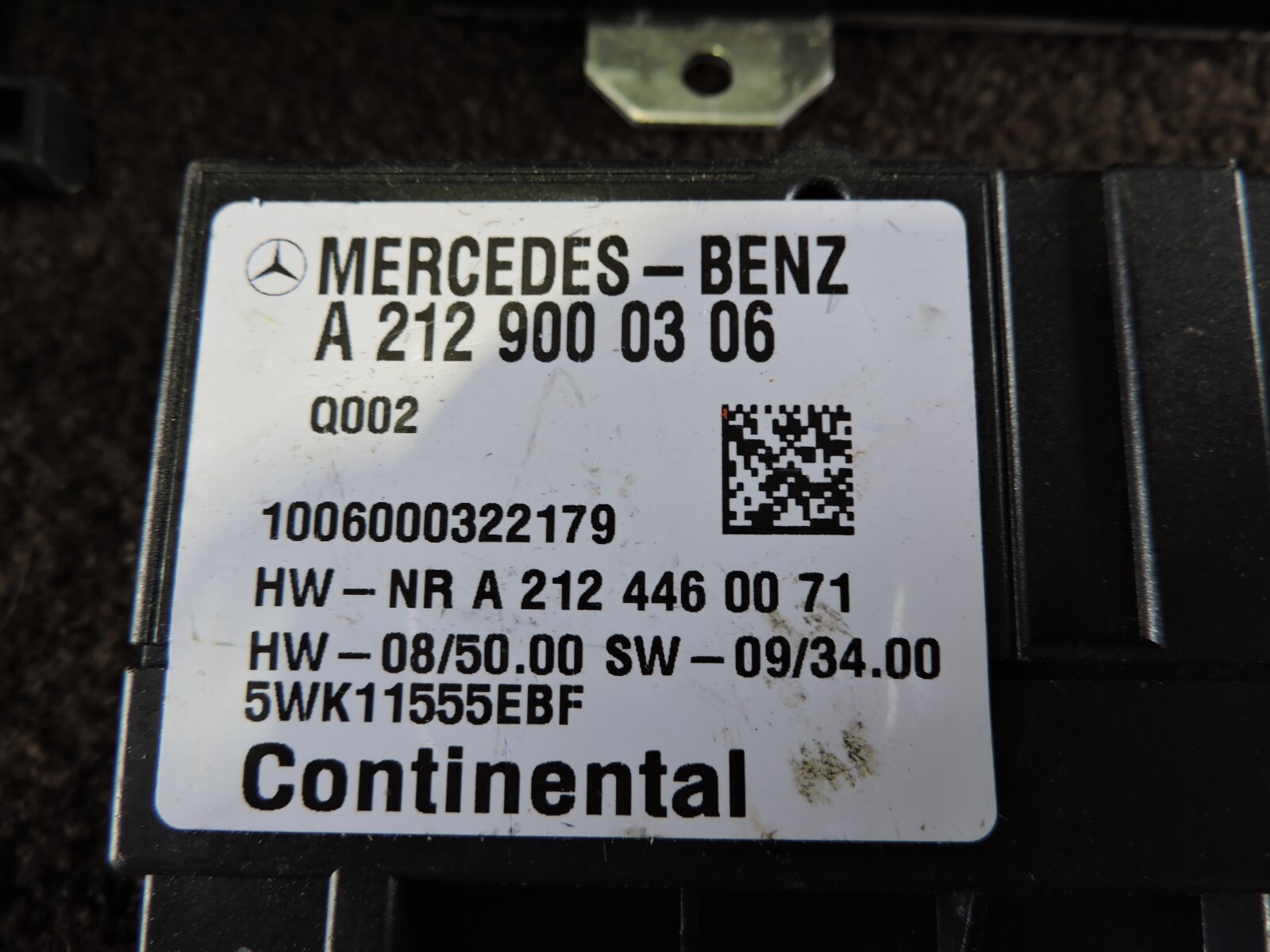 MERCEDES BENZ E Class W212 Fuel Pump Control Module Unit ECU 2129000306 ...