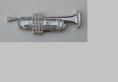 SILVER TRUMPET PIN BADGE NEW STYLE | eBay UK