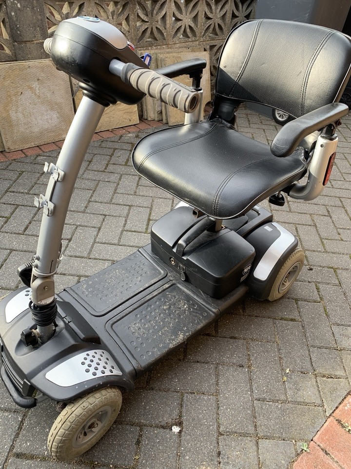 TGA Eclipse 4 MPH Portable Mobility Scooter New Batteries local ...