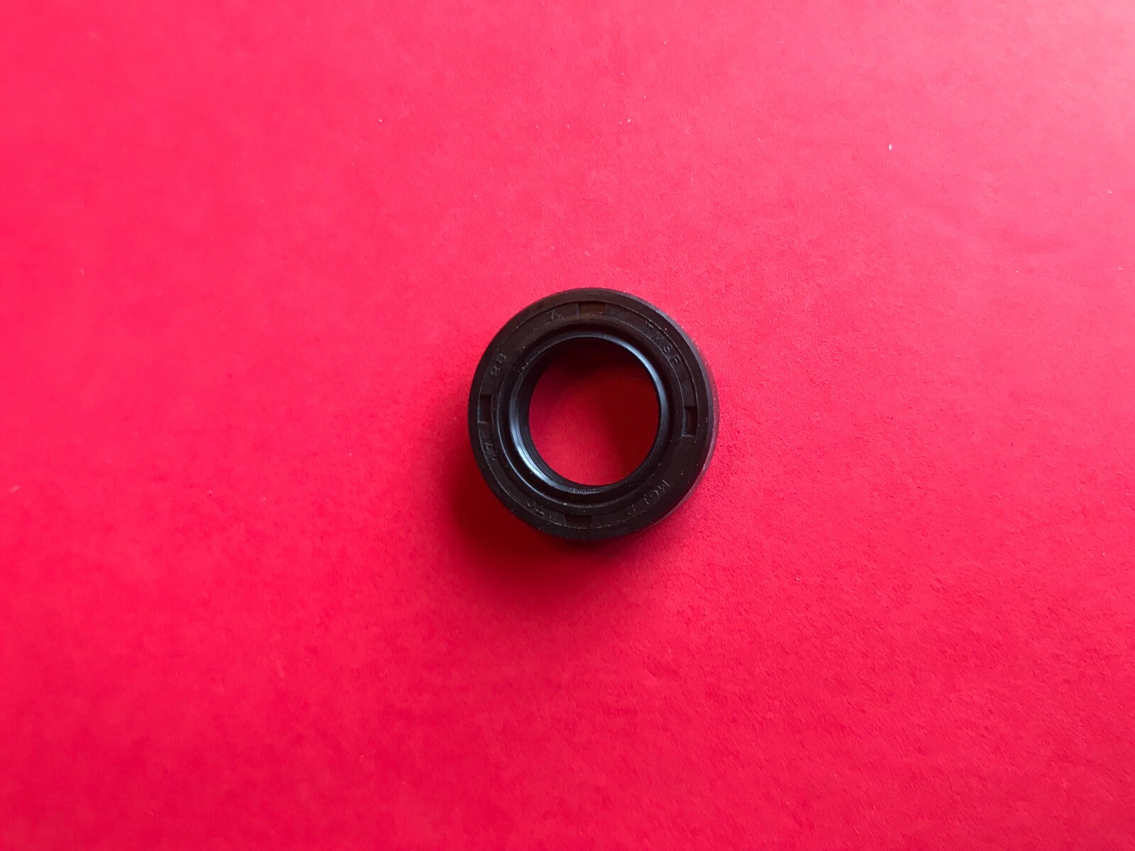 Honda Oil Seal 91201-415-013 (17x28x7) GL500 CX500 CR60 CR80R CR80 CR85 ...