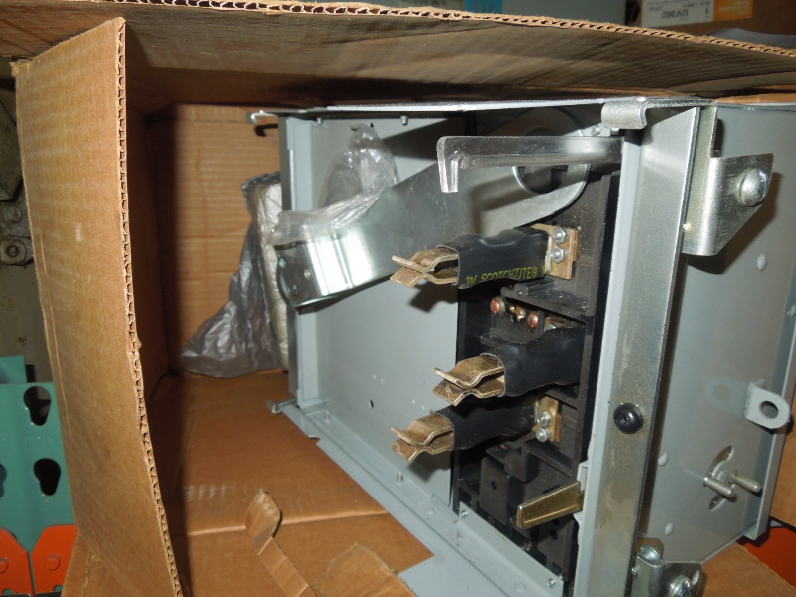 ITE UV322 60A 3ph 3W 240V XL-Universal Fusible Bus Plug Surplus for ...