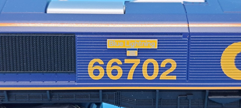 Hornby R2652 - GB Co-Co Diesel Electric Class 66 Loco '66702' GBRF ...