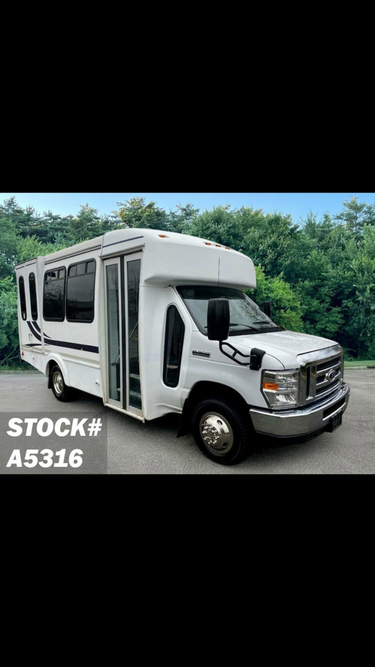 Reconditioned Non-CDL 4 Wheelchair Shuttle Bus Excellent Cond. 79k ...