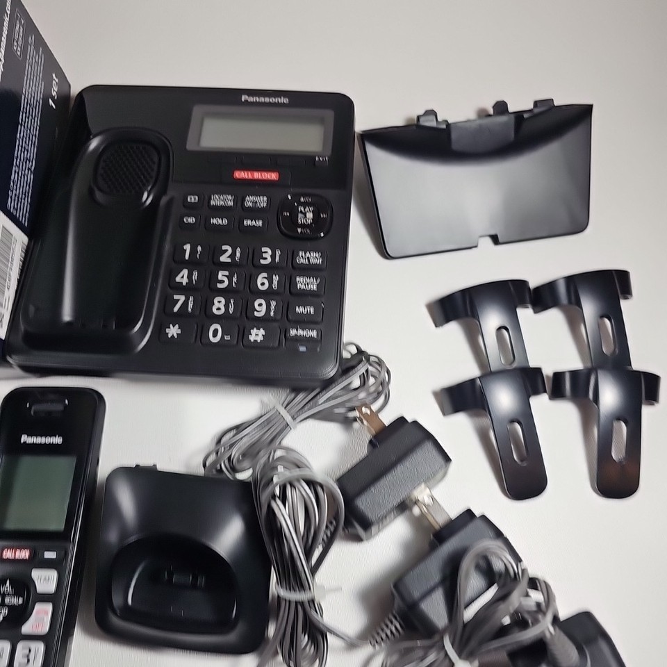 Panasonic Cordless Phone System Answering Machine 4 Handset Bluetooth ...