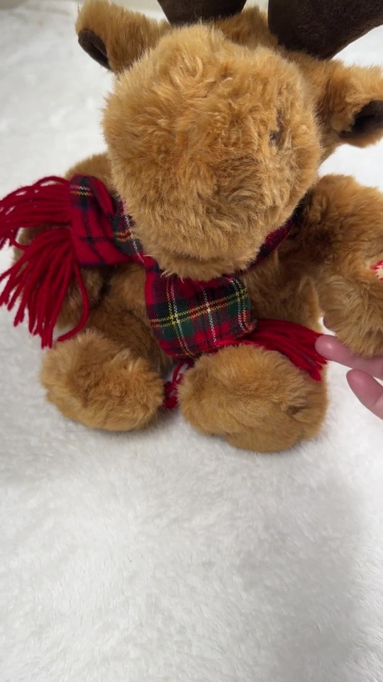 Dandee Singing Plush Moose Stuffed Animal Toy Plaid Scarf Holiday Decor ...