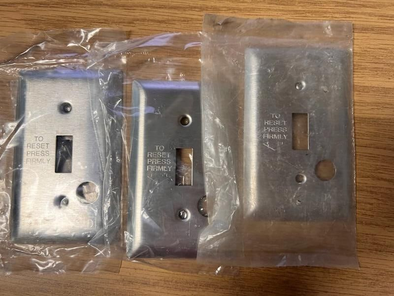 Square D Motor Rated Toggle Switch with Pilot Cover 1G | eBay