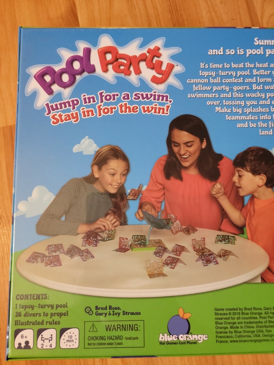 Girls Pool Party In Action