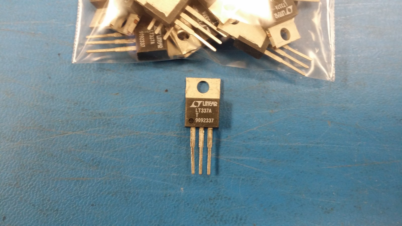 (2 PCS) LT337AT IC REG LIN NEG ADJ 1.5A TO220-3 | eBay