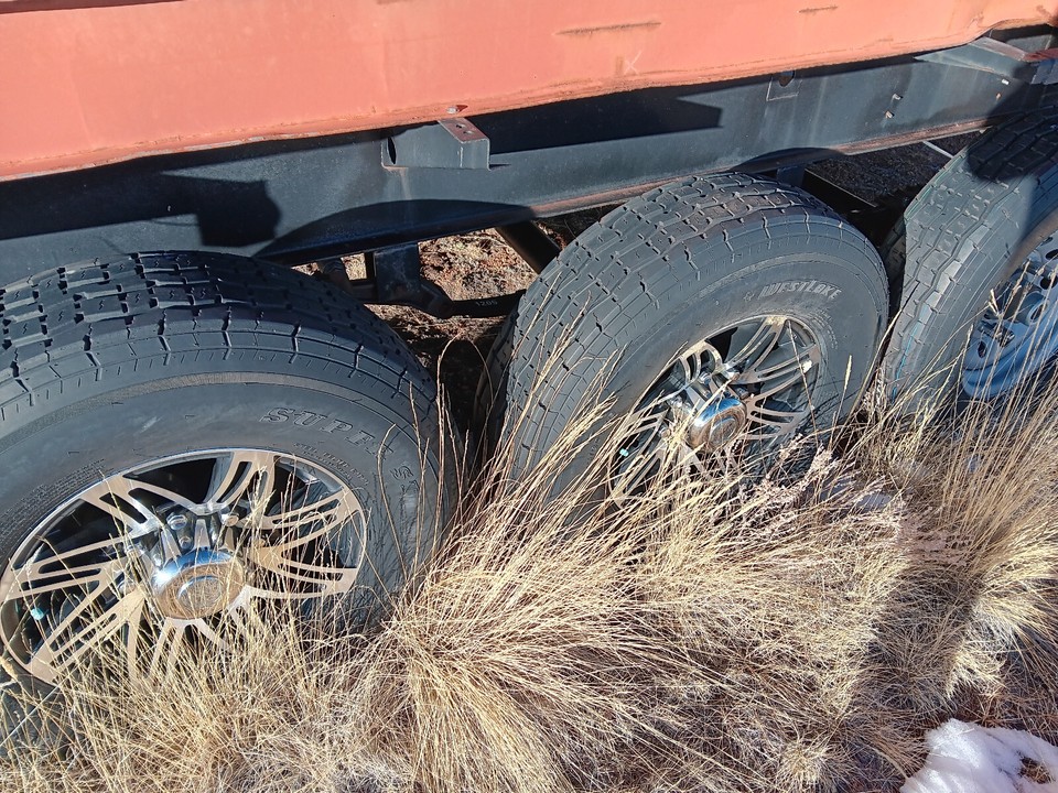 40 ft Shipping Container on Wheels - Storage/Travel Trailer/Tiny Home | eBay