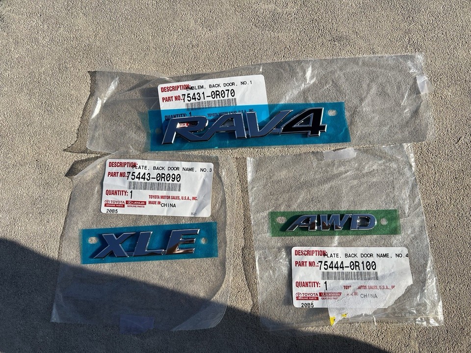19-24 Toyota RAV4 Back Gate Emblem Set OEM 75431-0R070 75443-0R090 ...