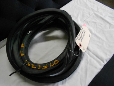 2007-2012 Lexus ES350 Front passenger door weather strip rubber seal ...