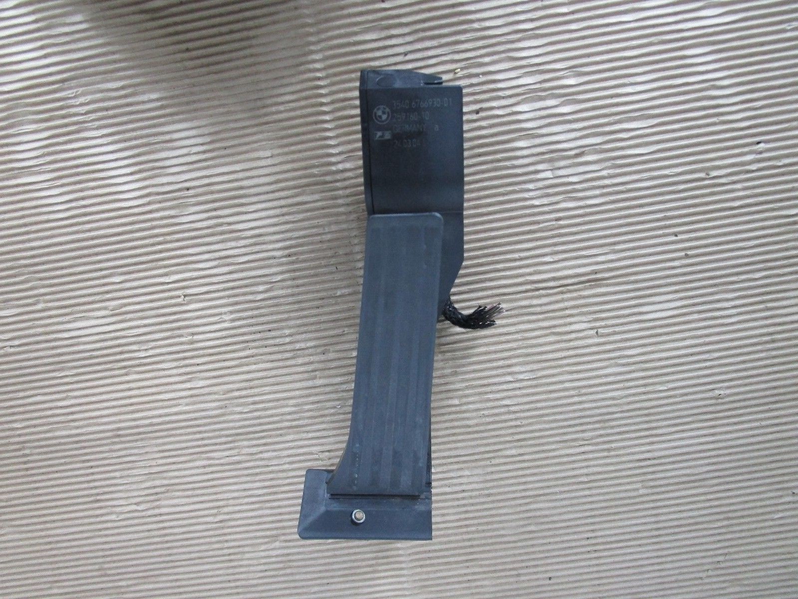 BMW OEM E60 E66 E93 E90 GAS FUEL PEDAL ACCELERATOR ACCELERATION FOOT ...