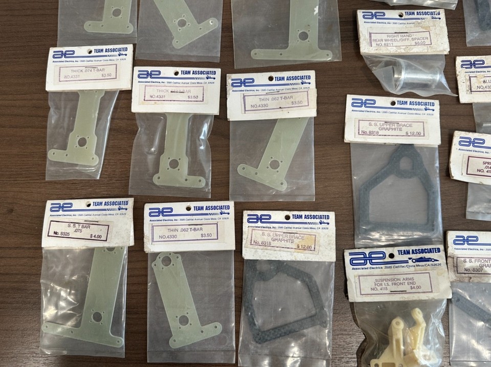 VINTAGE ASSOCIATED RC12 RC12I RC12L RC10L PARTS LOT NEW AE RC12E NIP ...