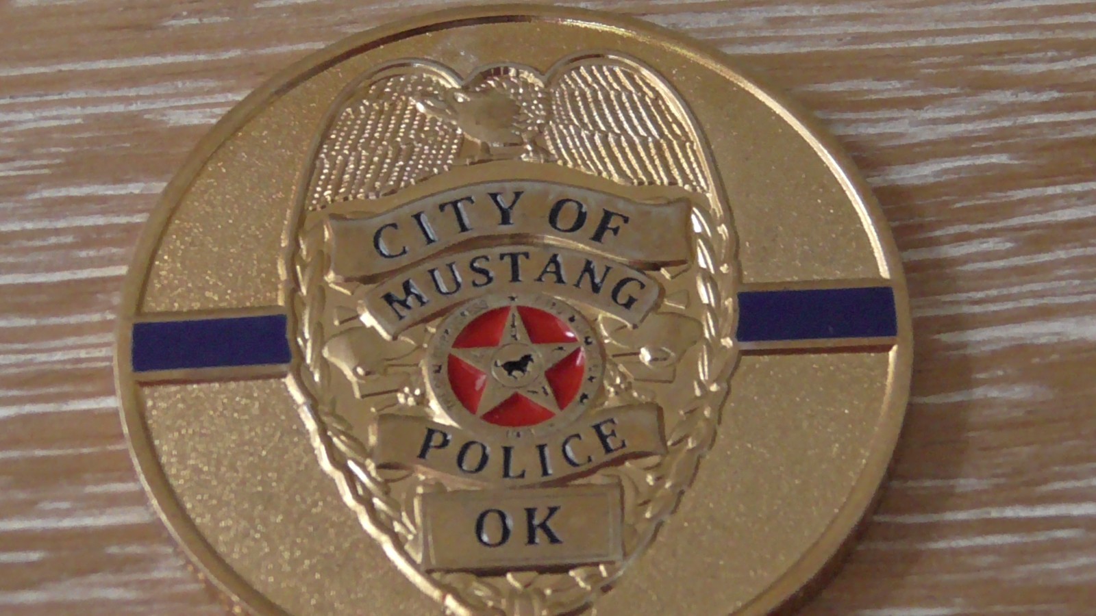 Mustang Police Department OK Challenge Coin #C618 | eBay