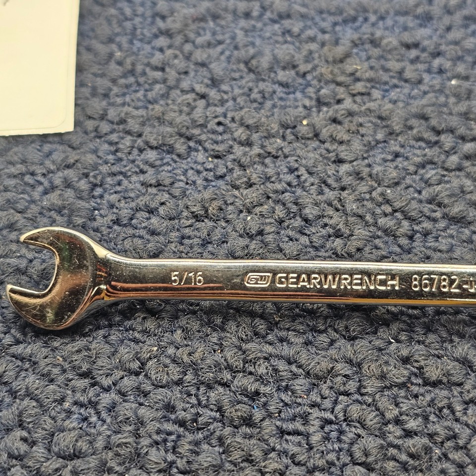 GearWrench 86782: 12-Point 5/16" Flex Head Ratcheting Combination SAE ...