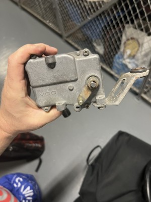 Original Porsche 944 - VDO Cruise Control Servo Actuator Motor ...