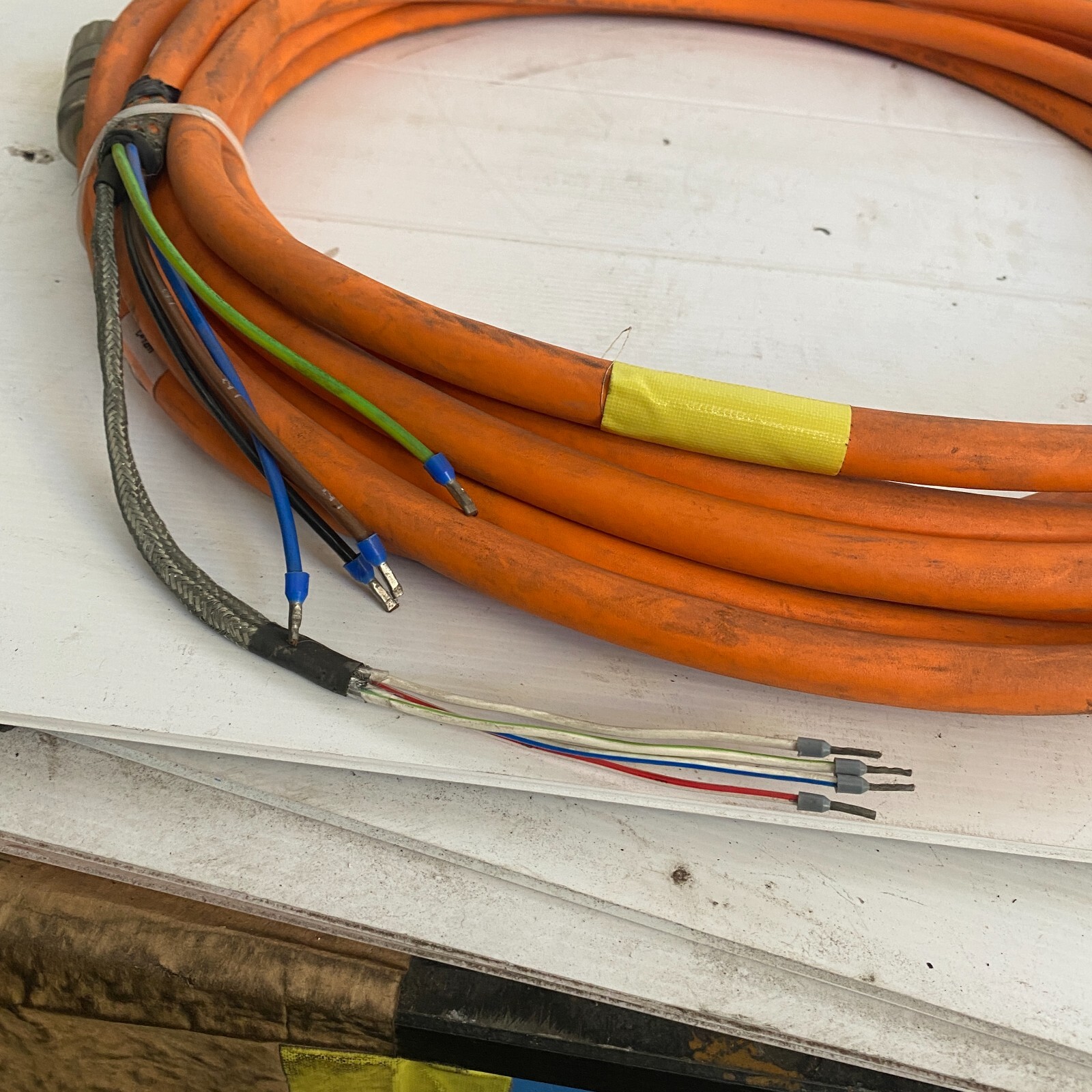 Servo Motor Power Cable approx 6m E47543 AWM STYLE 20234 LEONI LEHC ...