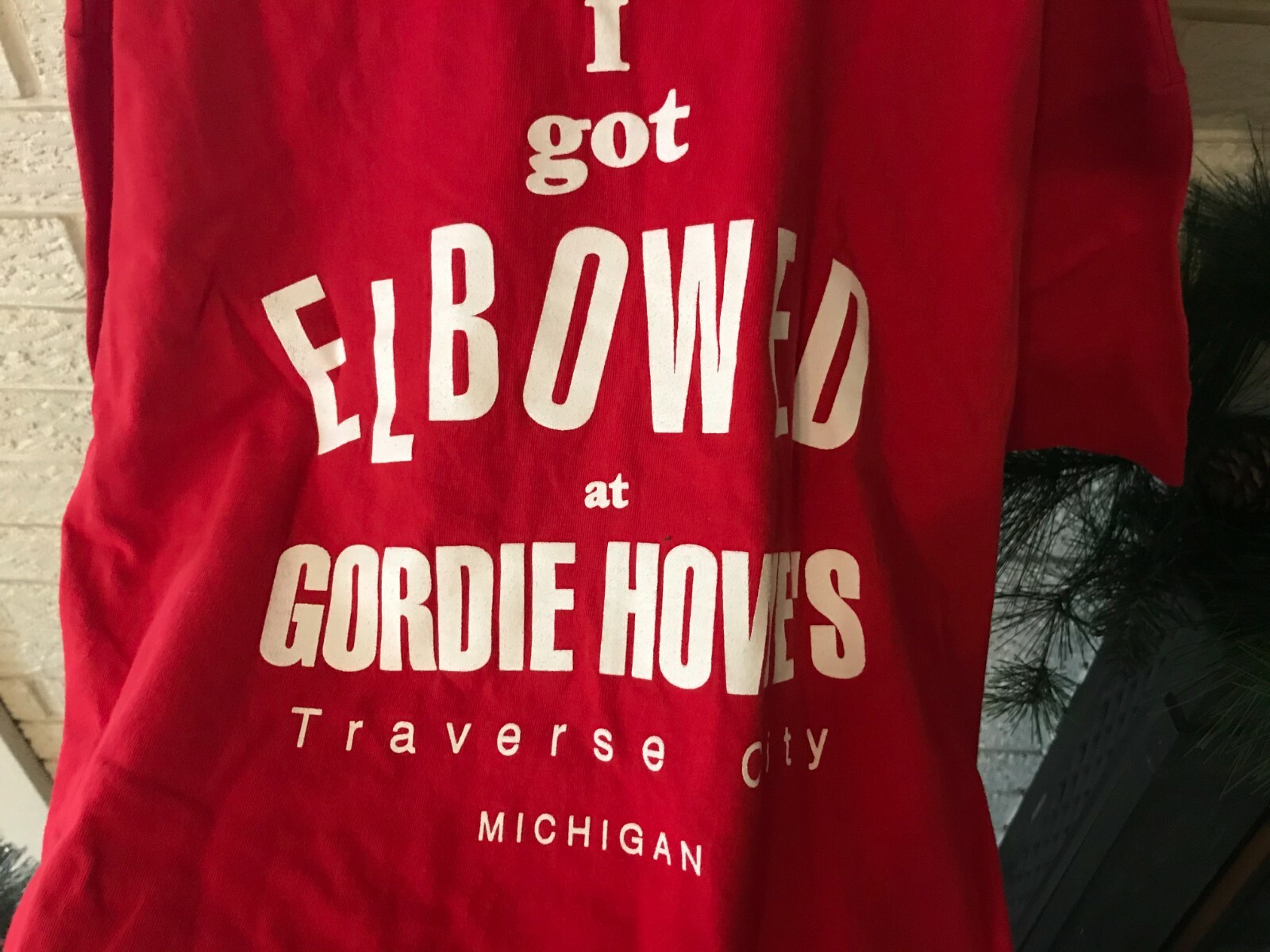 Mint Signed Gordie Howe's Tavern (Traverse City, MI) T-Shirt w/ COA | eBay
