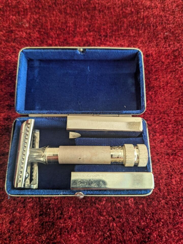 RARE Vintage MERKUR SOLINGEN Slant Head Razor with Chrome Case West ...