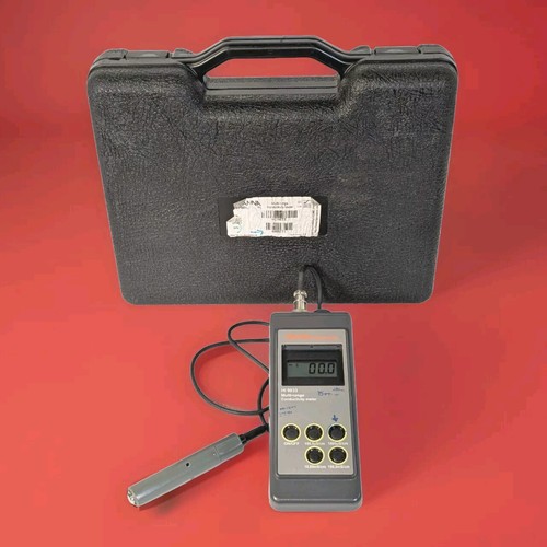 Hanna Instruments Model HI 9033 Portable Multi-Range Conductivity Meter ...