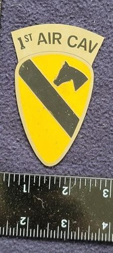 US ARMY "1st AIR CAV" / 1st CAVALRY DIV. COMBAT AVIATION BRIGADE METAL ...