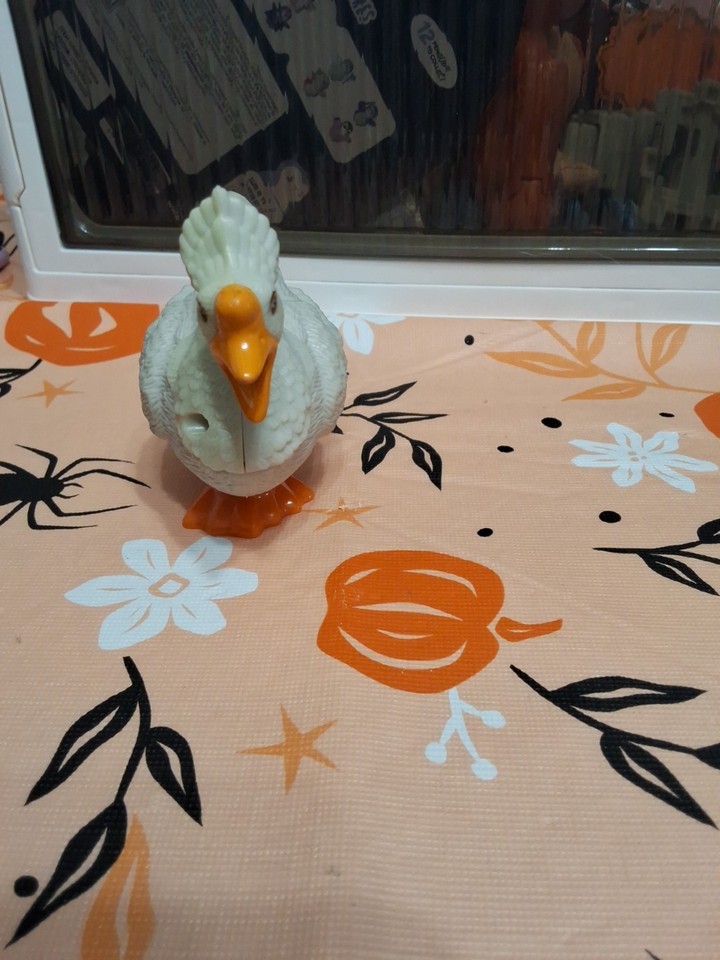 2011 Mother Goose 3.5" McDonald's Action Figure #5 Shrek Puss In Boots ...