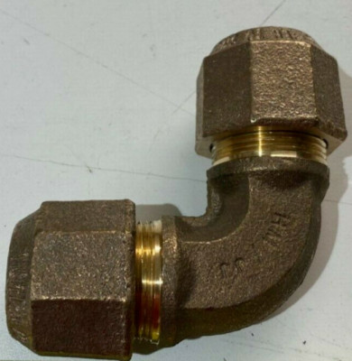 1" Mueller Quarter Bend Coupling H15526N Compression CTS OD Tubing No ...