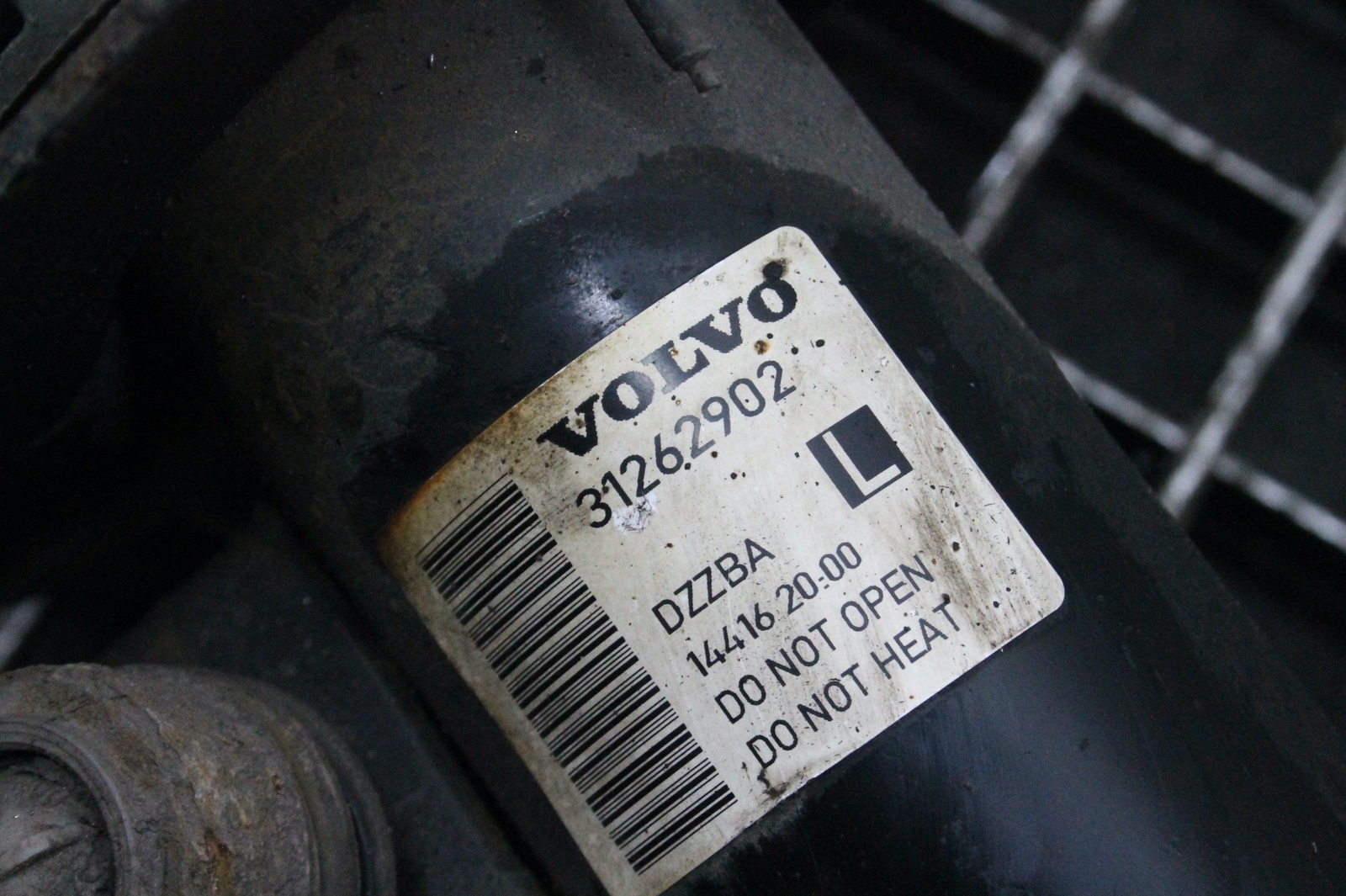 VOLVO V60 D2 Front Left Shock Absorber 31262902 2.0 Diesel 88kw 2016 ...