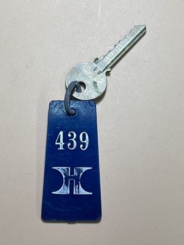 Vintage Hilton Hotel Motel Room Key Fob & Key #439 | eBay