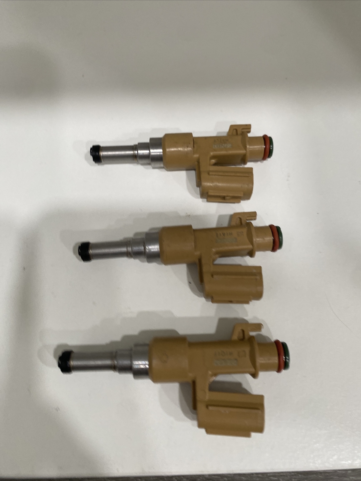 8x+Fuel+Injectors+23250-0s020+for+Toyota+Sequoia+Tundra+Land+Cruiser ...