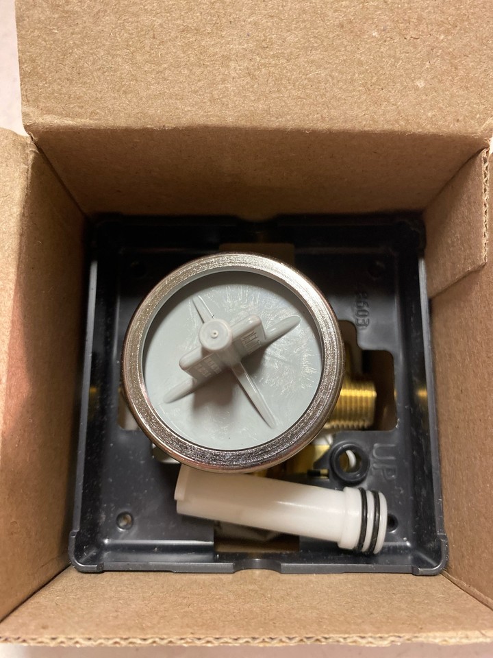 Delta Universal Mixing Valve 1/2" NPT Male & Female Sweat - Box Model ...