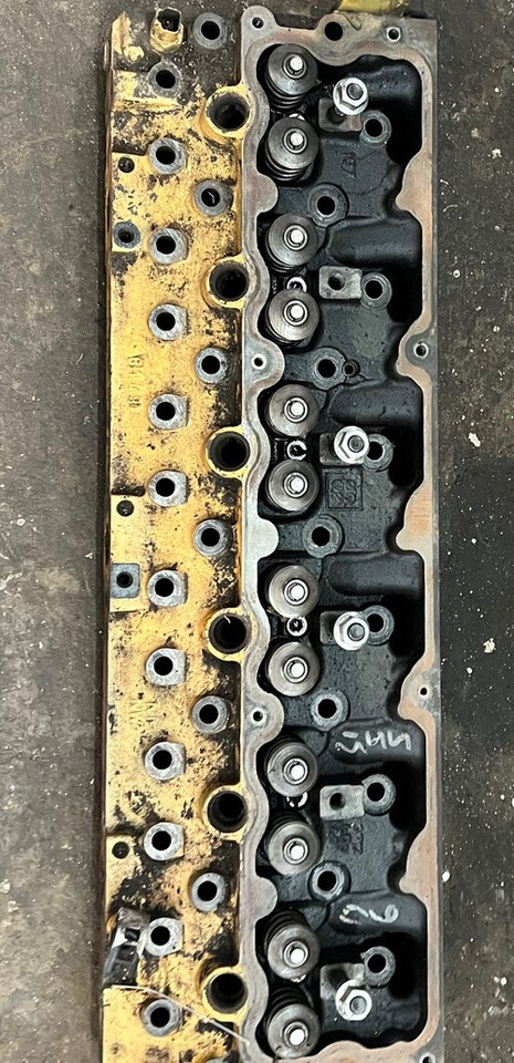 Caterpillar CAT 3056E Diesel Engine Cylinder Head | eBay