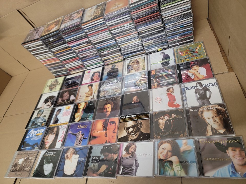 Lot of 50 Assorted CDs MIX ALL Genres Artwork+Case RANDOM BUNDLE ...