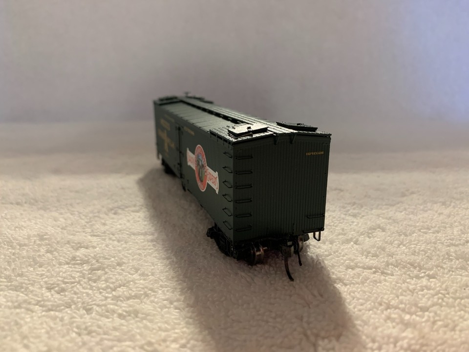 MTH Electric Trains HO Scale Hood's Dairy R40-2 Woodside Reefer Car | eBay