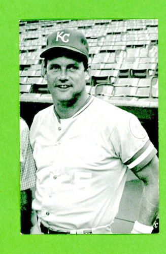 Vintage GEORGE BRETT KANSAS CITY ROYALS BASEBALL POSTCARD | eBay
