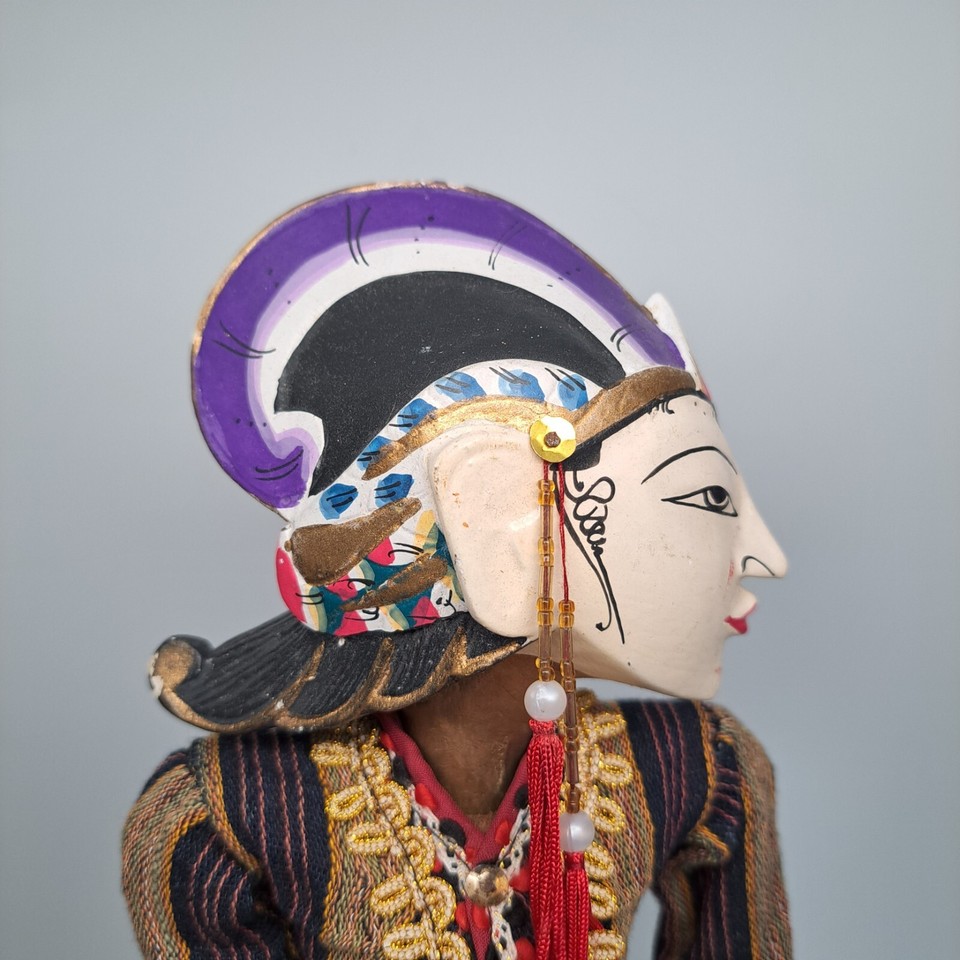 2 Indonesian Wayang Golek Rod Puppets Java Carved Wooden Dolls Couple ...